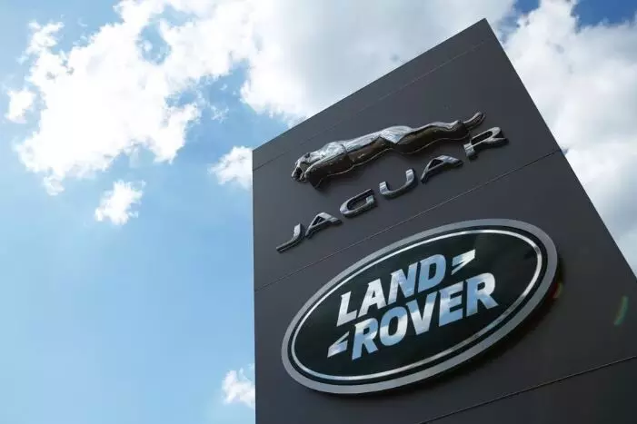 Jaguar Land Rover targets US millionaires with expanded hybrid line-up