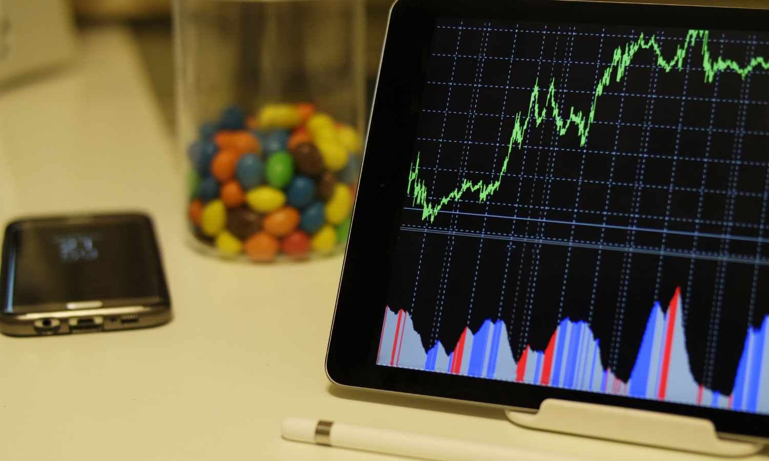 Broader Market Outshines Large Caps; Metals, Healthcare Lead