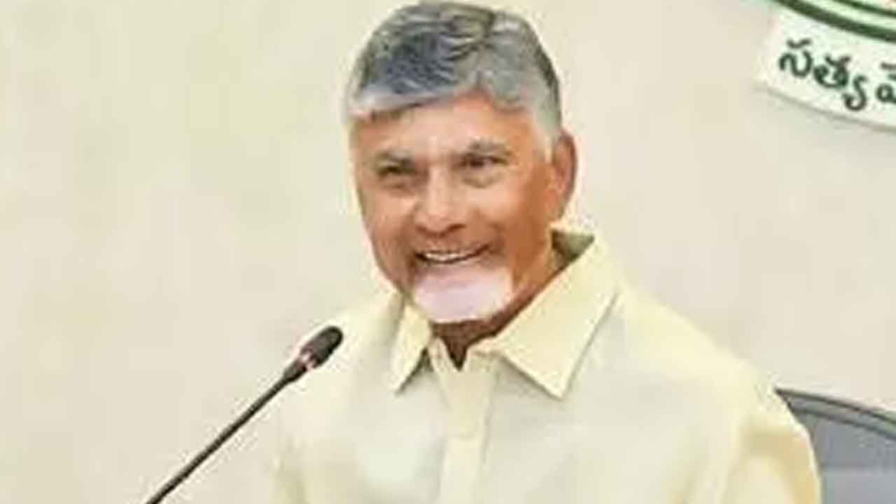 CM Naidu resolves aqua feed hike crisis