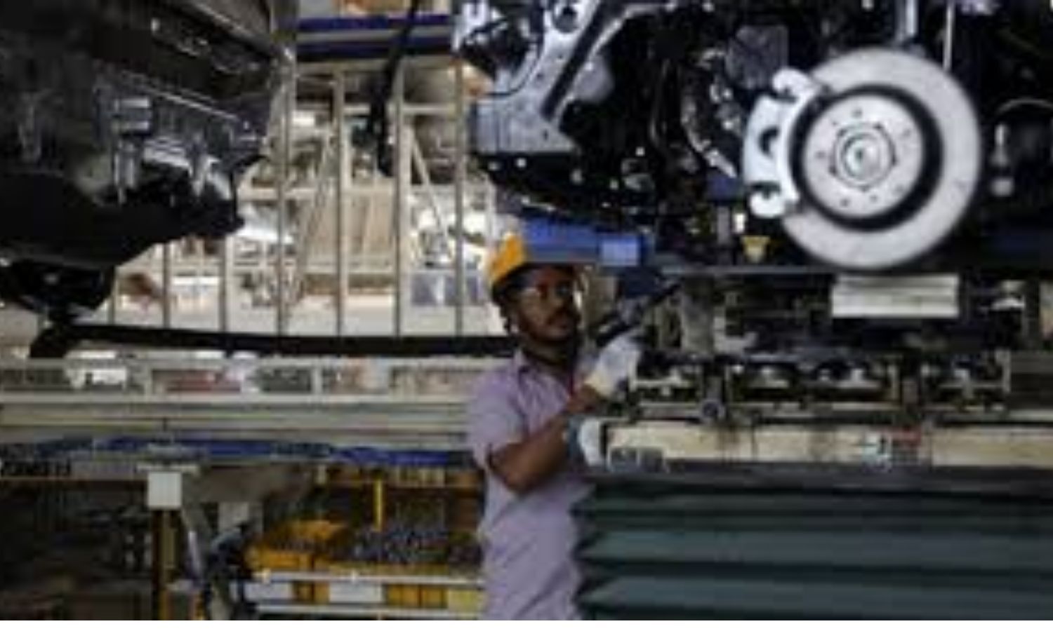 Manufacturing engine fires up, PMI climbs to three-month peak