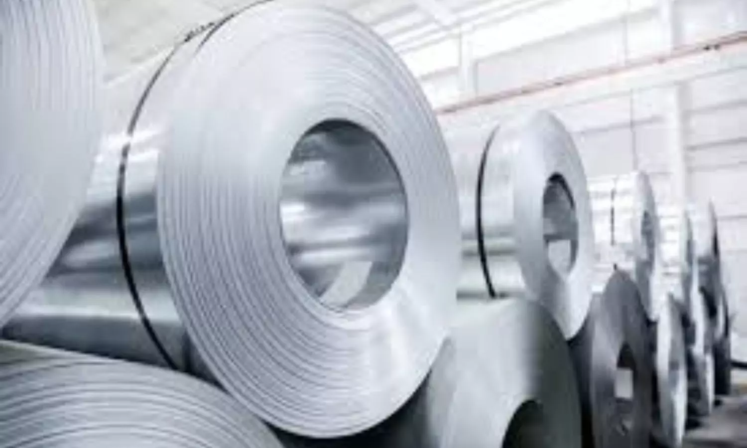 Aluminium futures climb on fresh bets