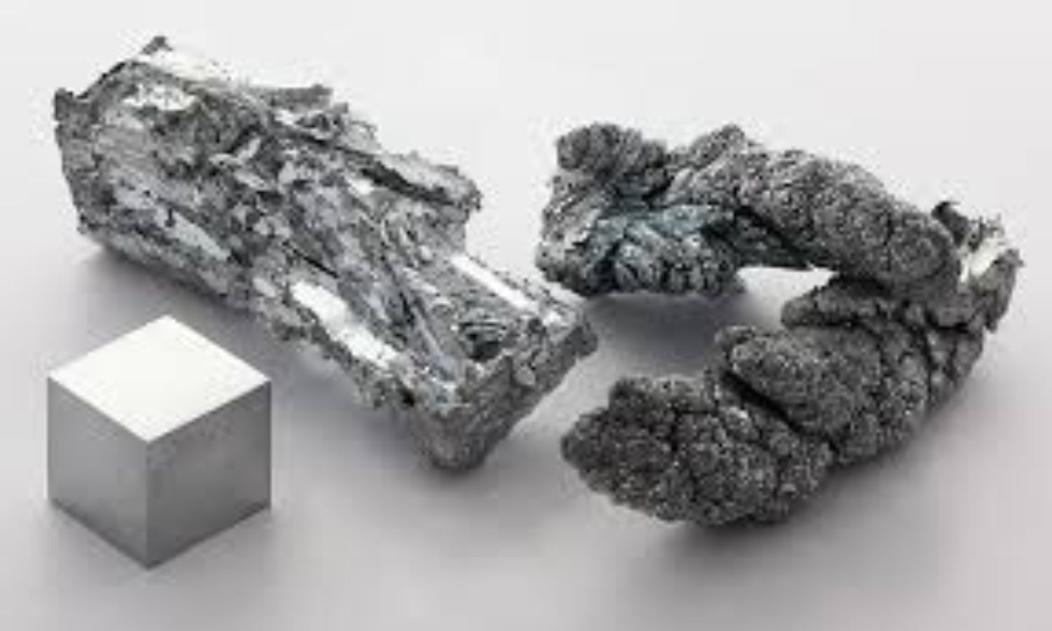 Zinc futures rise marginally