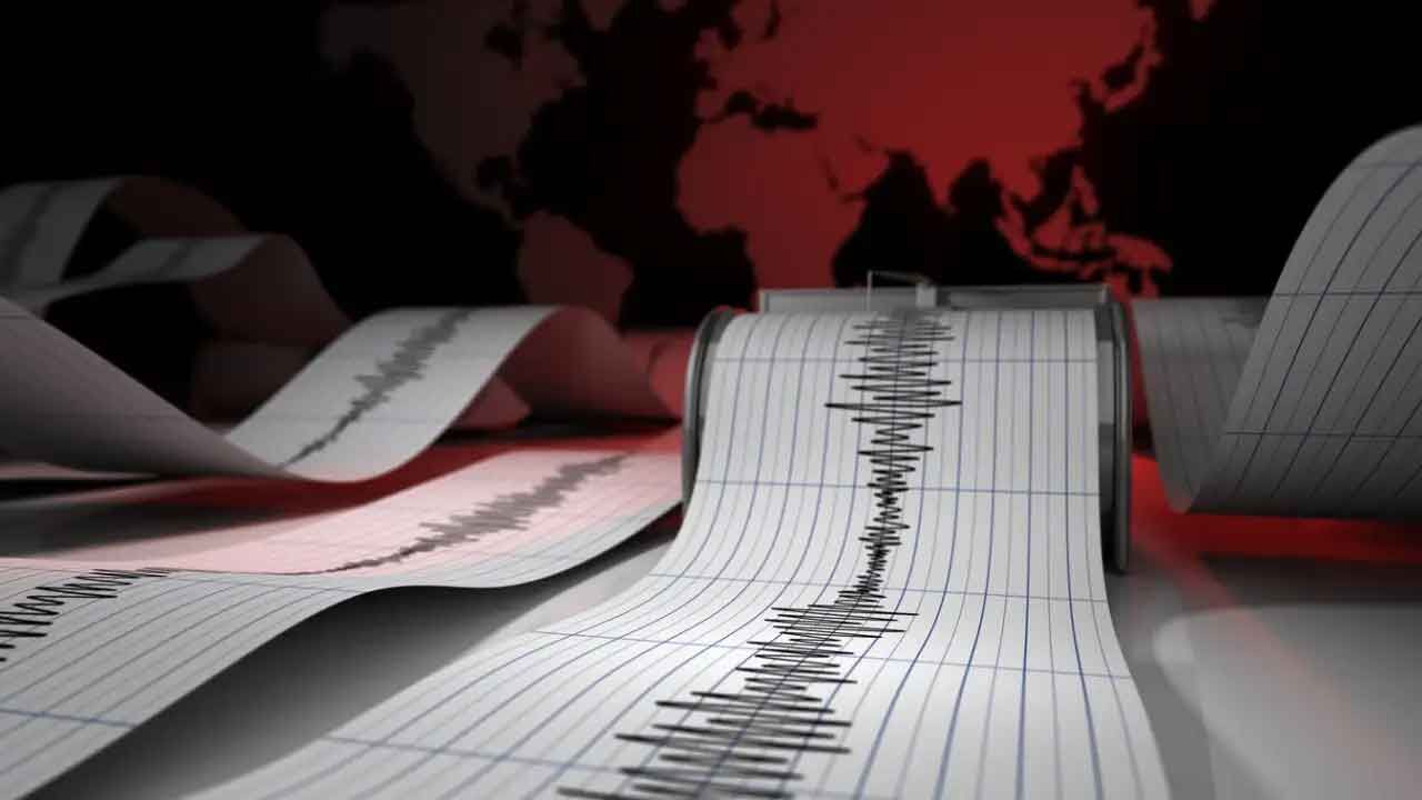 Powerful 6.1-Magnitude Earthquake Strikes Off Southern Italy