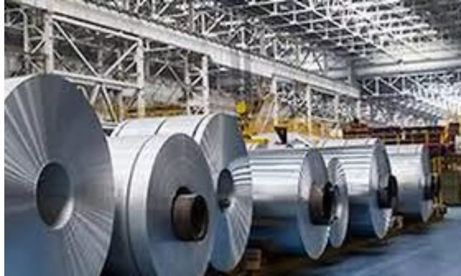 Aluminium futures rise on fresh bets