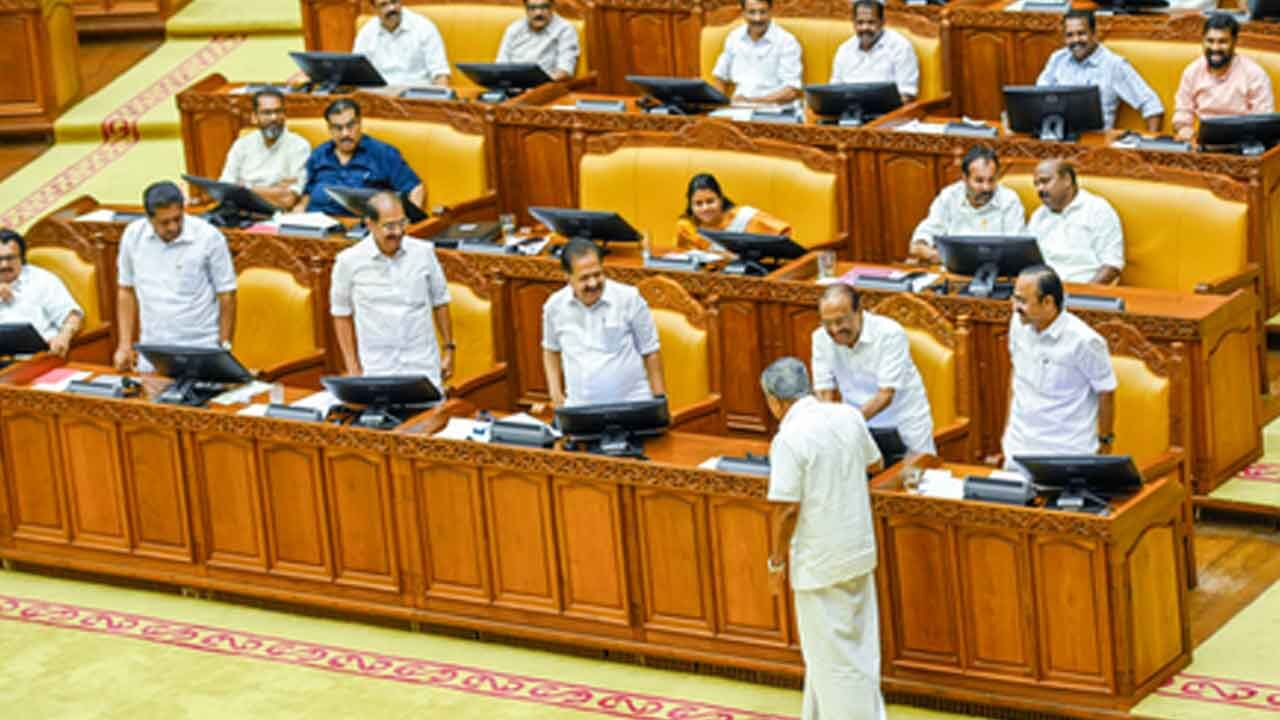 Kerala Assembly Witnessed Clash Over Financial White Paper