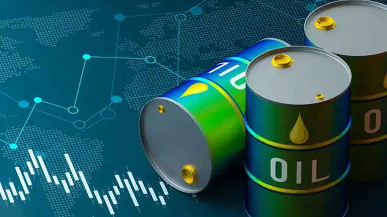 Global Oil Prices Dip as Israel-Lebanon Ceasefire Offers Glimmer of Hope
