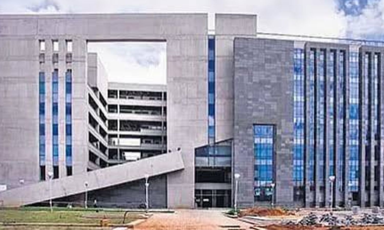 IIT-H with Crimson Energy launches N tech orientation