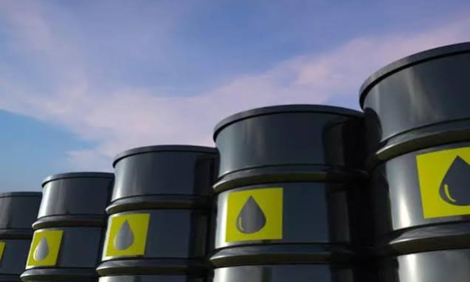 Brent crude trade higher at $77.66/bbl