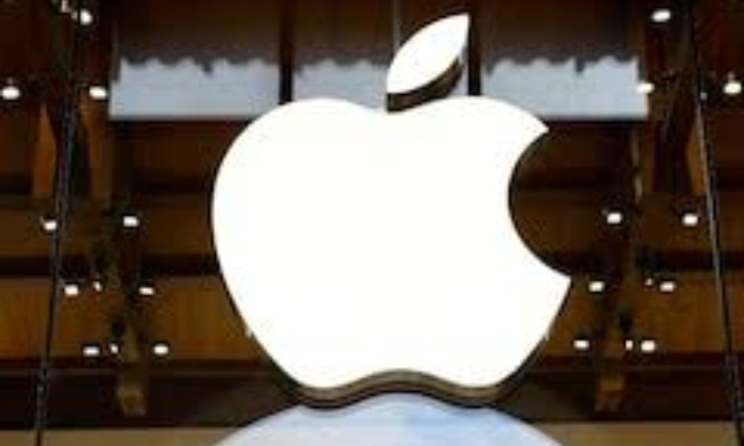Apple to release updates early in view of AI-cyber threats
